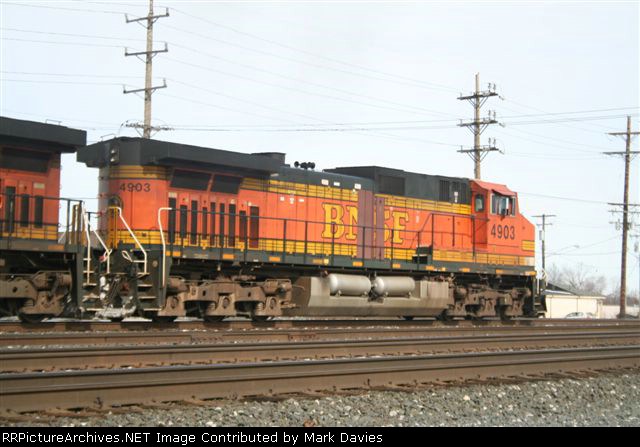 BNSF 4903